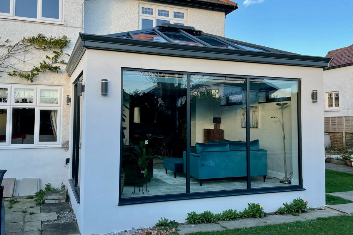 Glass Roof Reaches 25-year Milestone | Ultraframe Trade