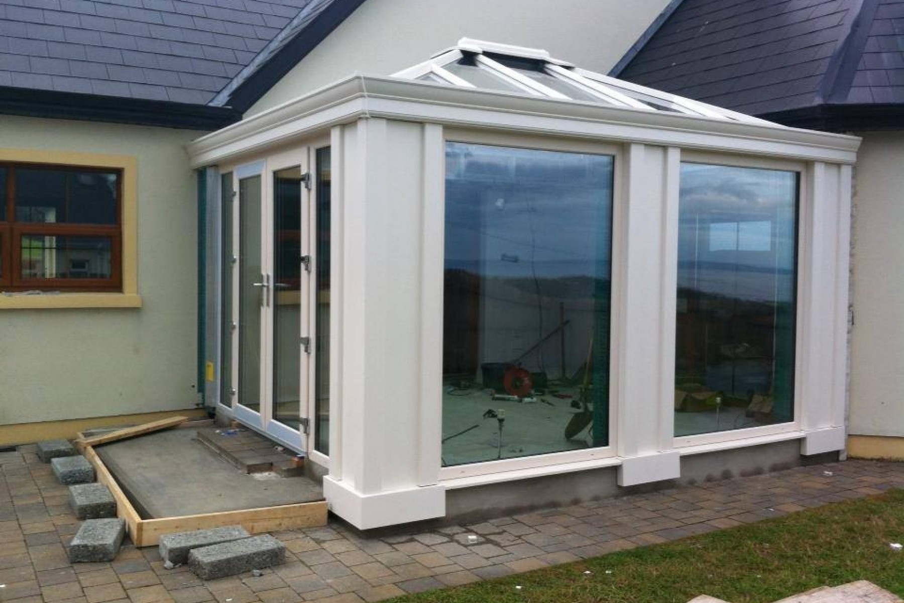 Glass Box Extension | Modern Glass Conservatory Cost | Ultraframe