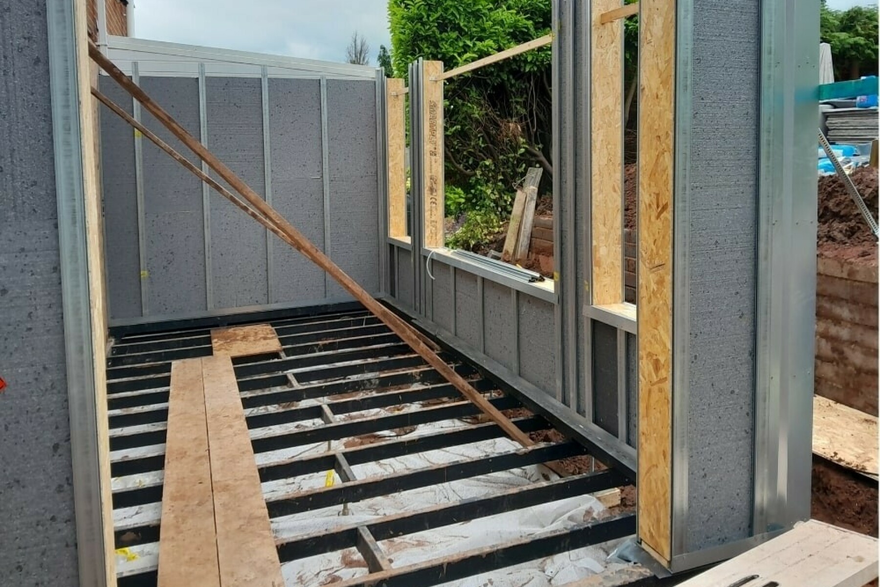 hup! Base | Ultraframe Trade