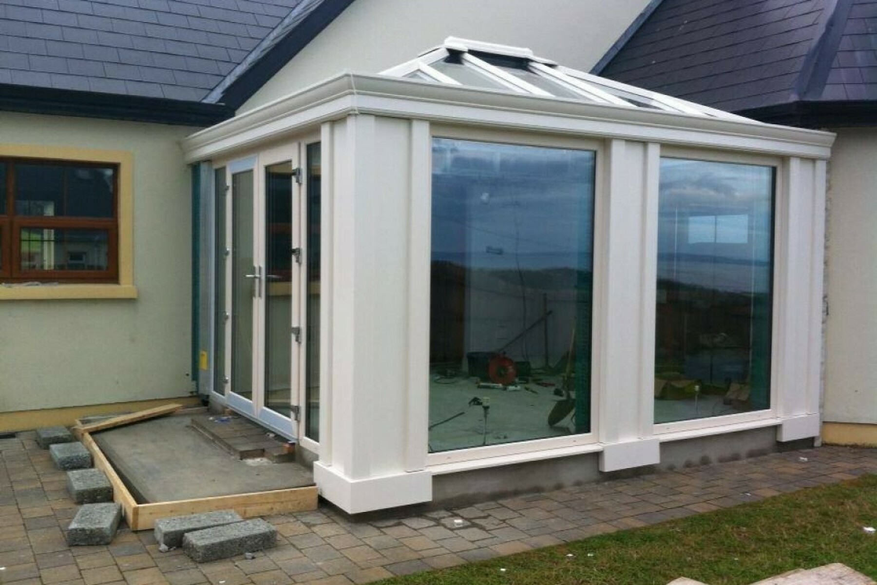 Glass Box Extension | Modern Glass Conservatory Cost | Ultraframe